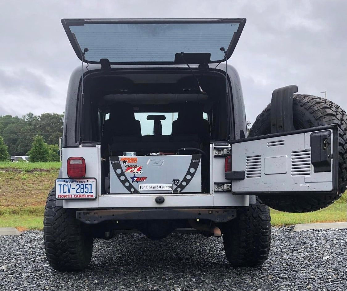 Riley's TJ – Barnes 4WD